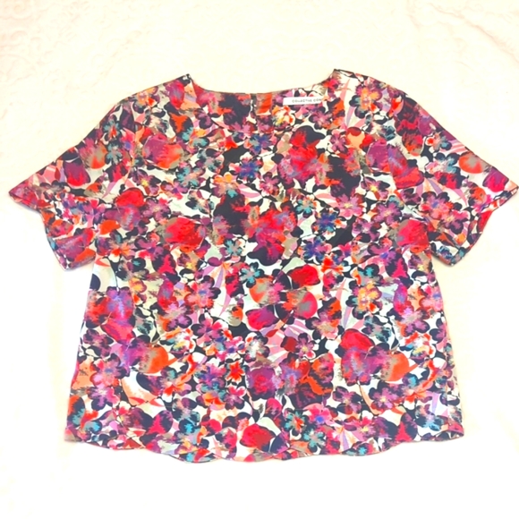 Collective Concepts | Tops | Collective Concepts Scalloped Hem Floral ...